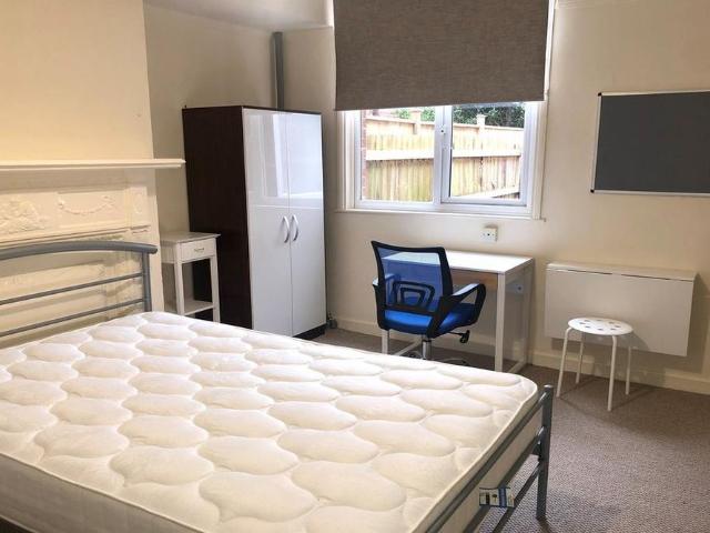 Studio to rent