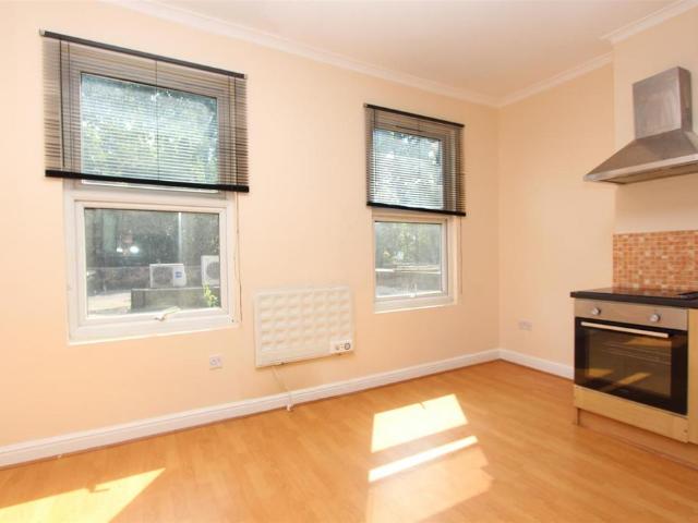 Studio to rent