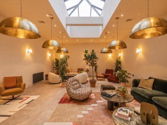 Studio to rent
