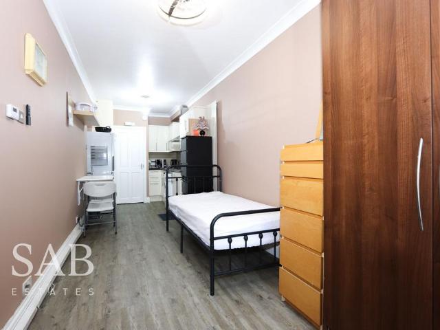 Studio to rent