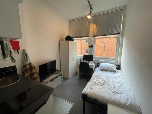 Studio to rent