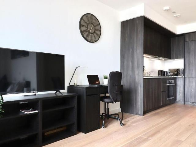 Studio to rent
