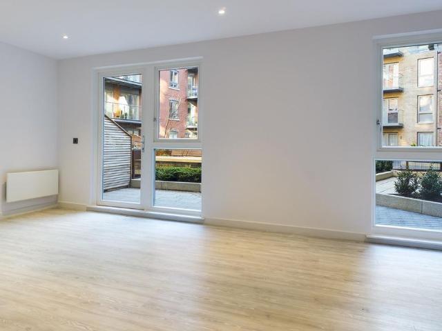 Studio to rent