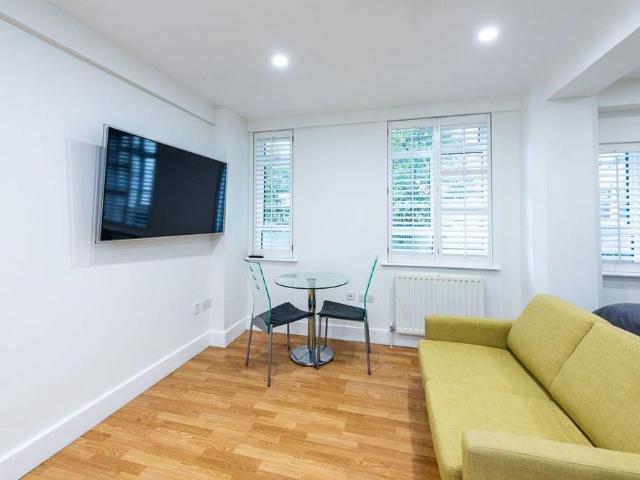 Studio to rent