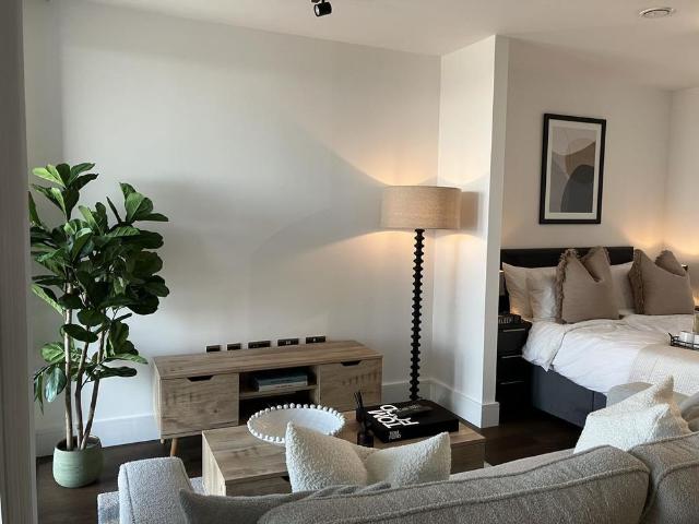 Studio to rent