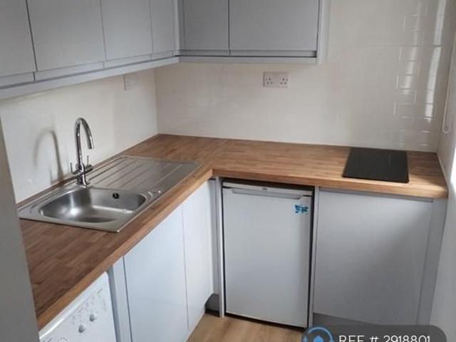 Studio to rent