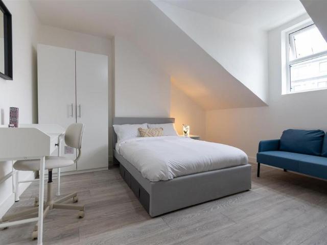 Studio to rent