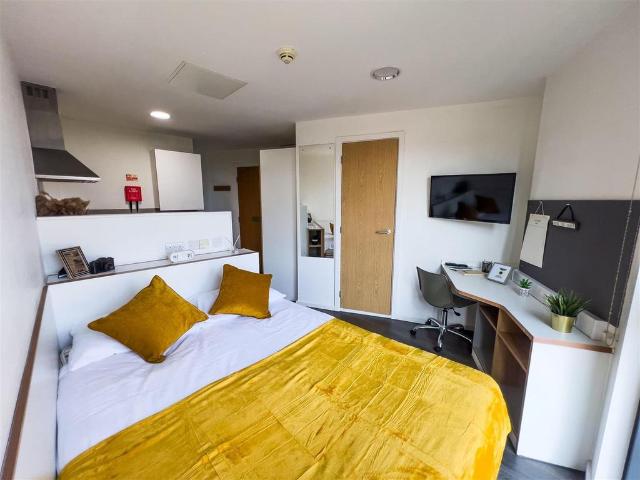 Studio to rent