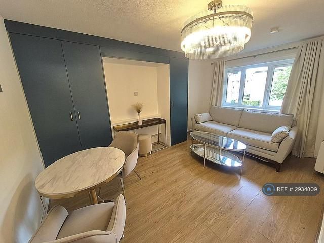 Studio to rent