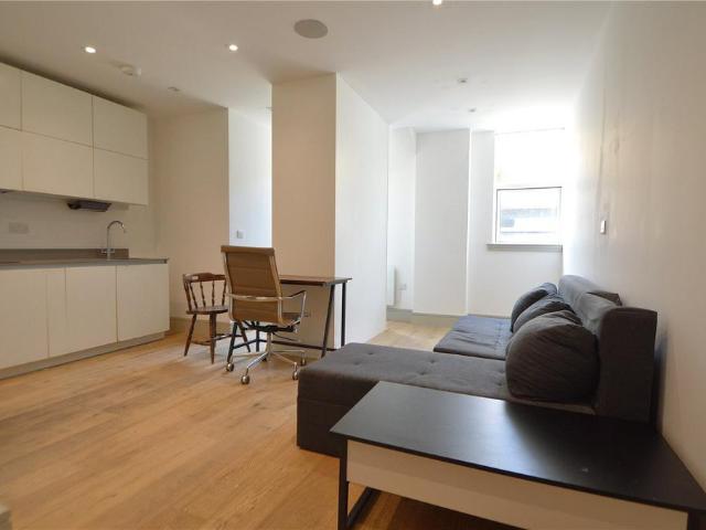 Studio to rent