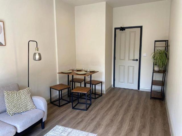 Studio to rent