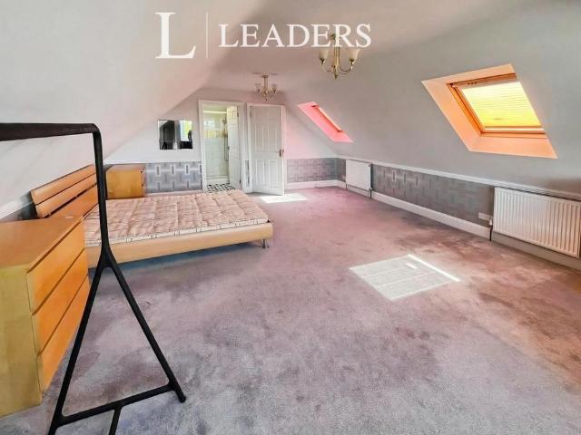 Studio to rent