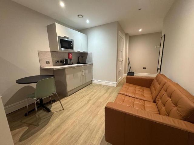 Studio to rent