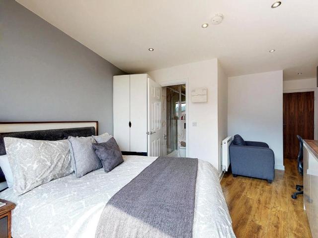Studio to rent