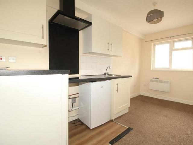 Studio to rent