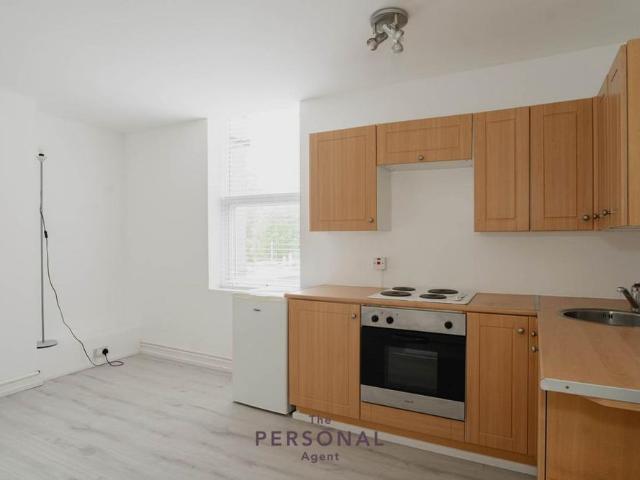 Studio to rent