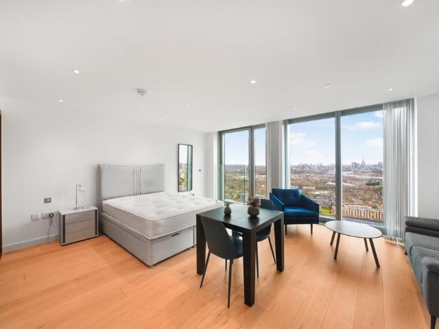 Studio to rent