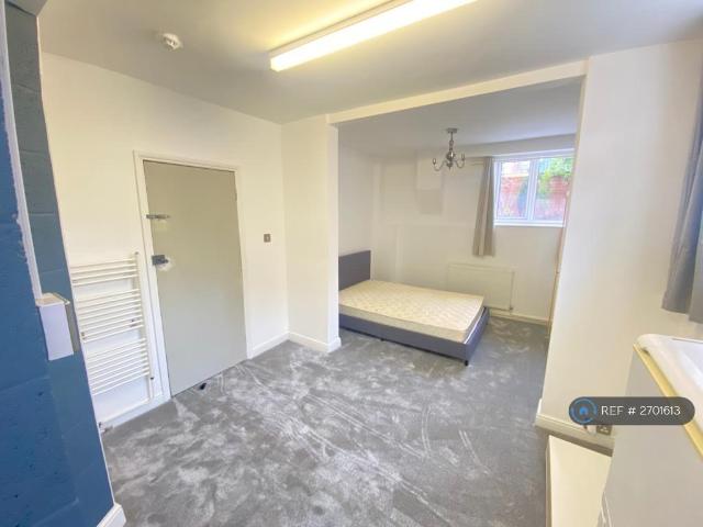 Studio to rent