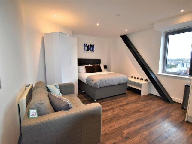 Studio to rent
