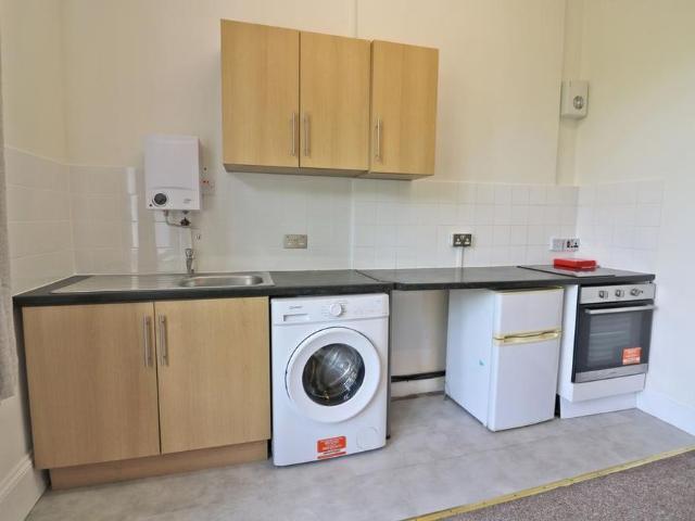 Studio to rent
