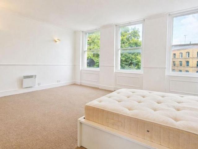 Studio to rent