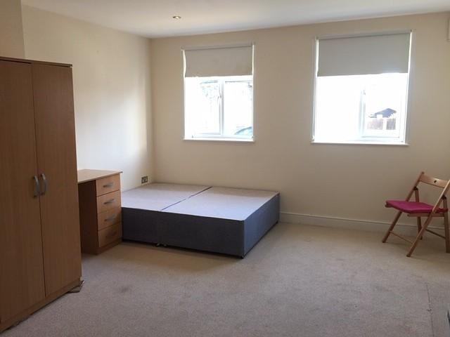 Studio to rent
