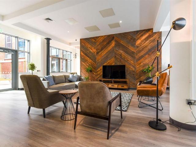 Studio to rent