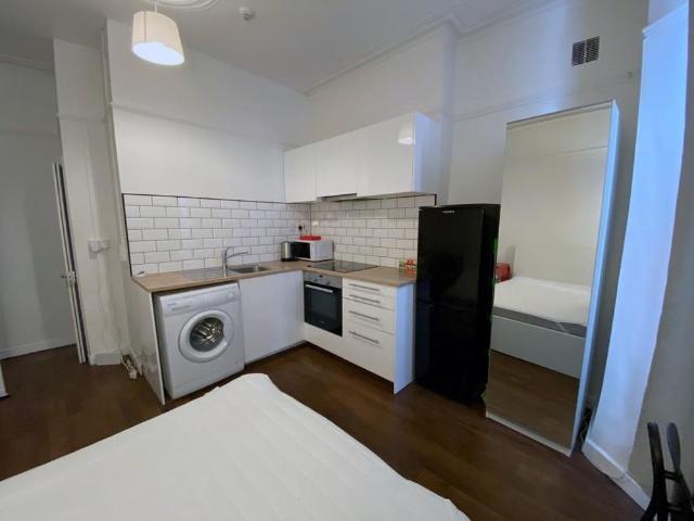 Studio to rent