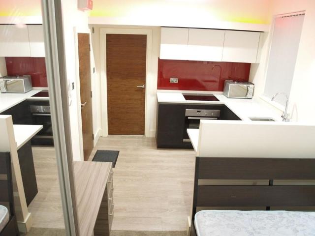 Studio to rent