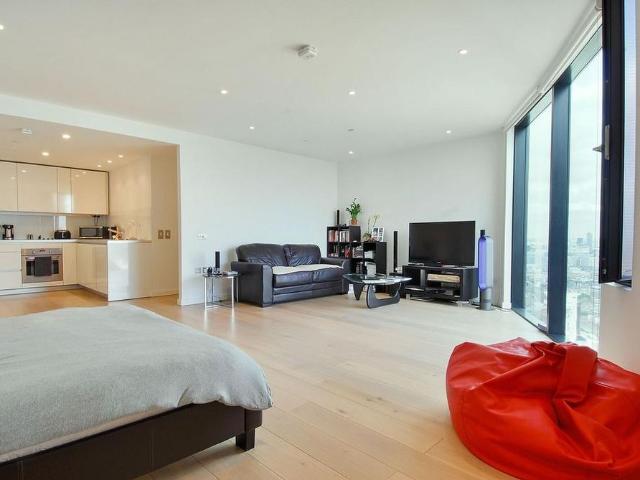 Studio to rent