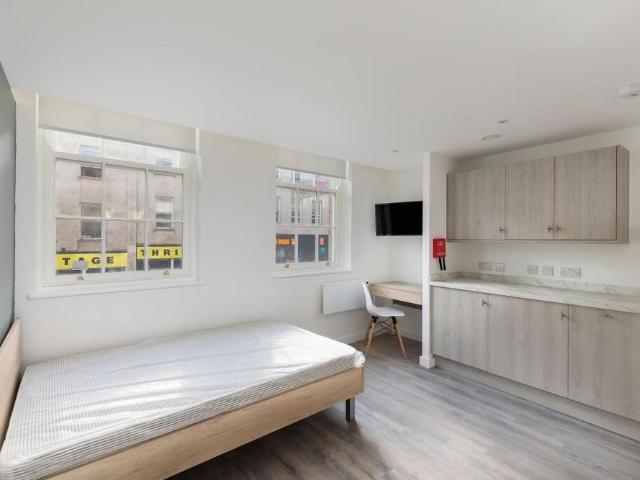 Studio to rent