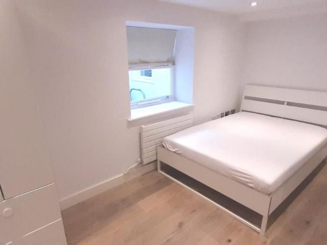 Studio to rent