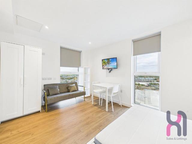 Studio to rent