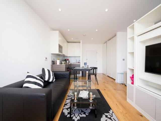 Studio to rent