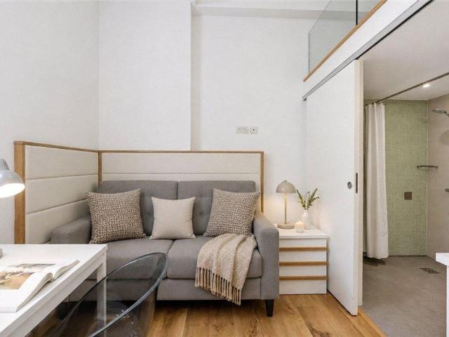 Studio to rent