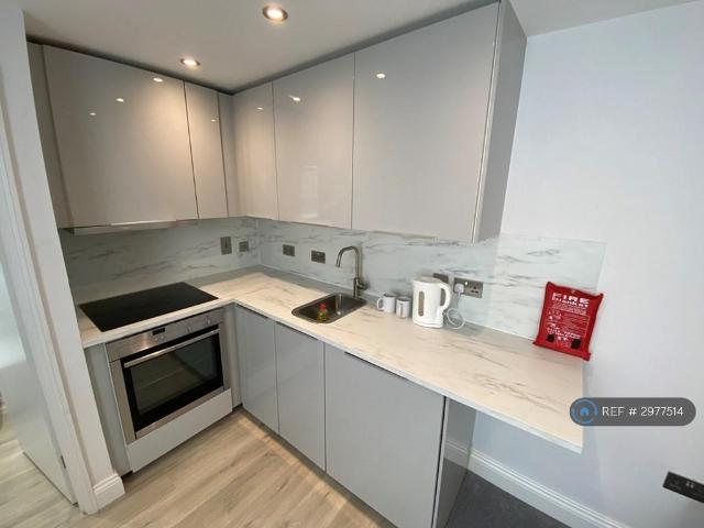 Studio to rent