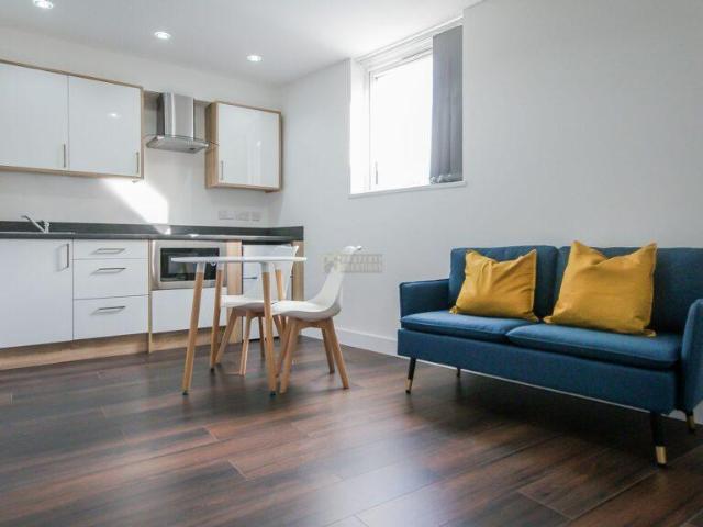 Studio to rent