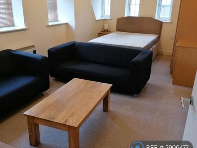 Studio to rent
