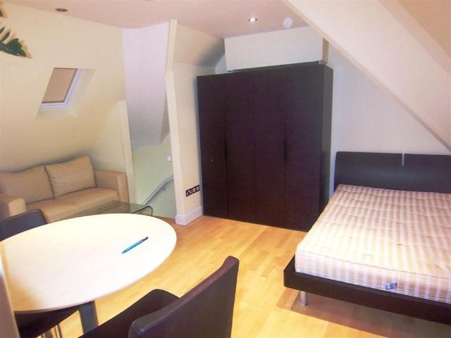 Studio to rent