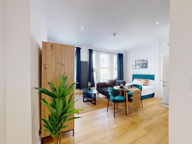 Studio to rent