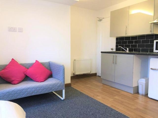 Studio to rent