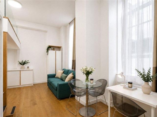 Studio to rent
