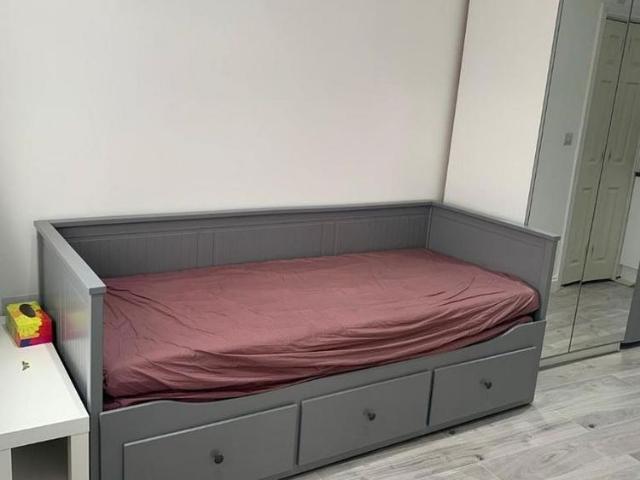 Studio to rent
