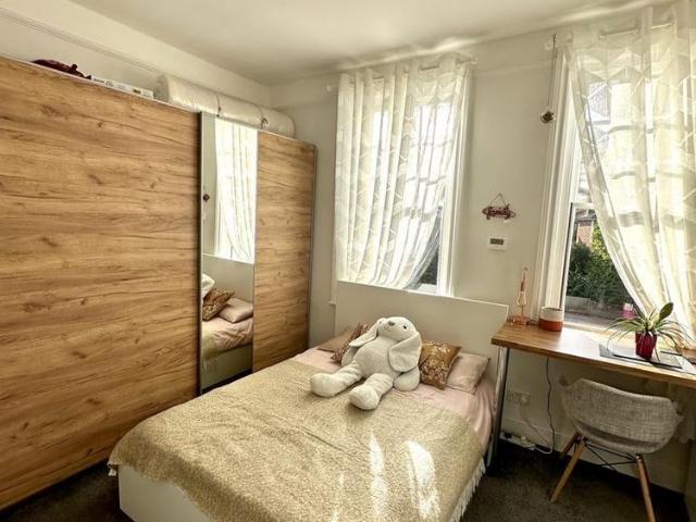 Studio to rent