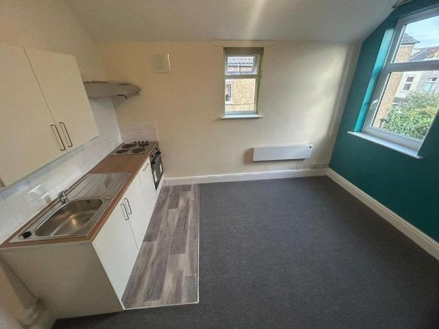 Studio to rent