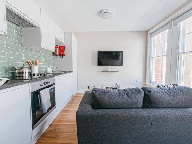 Studio to rent