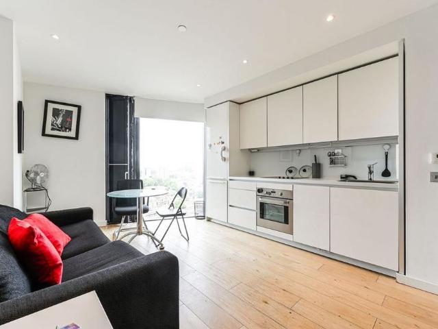 Studio to rent