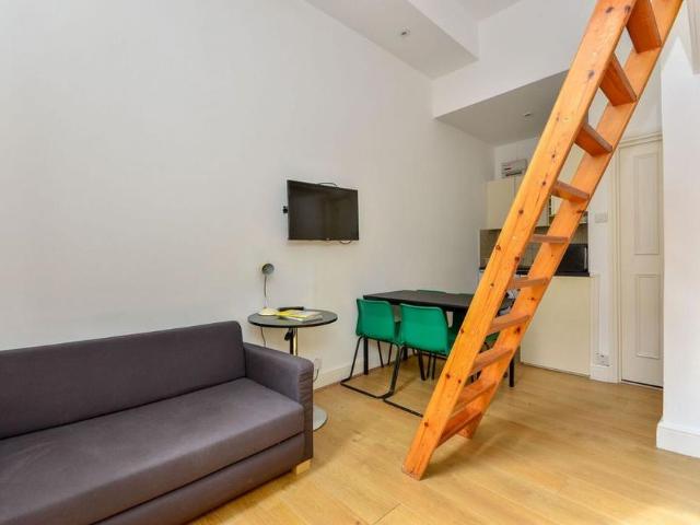 Studio to rent