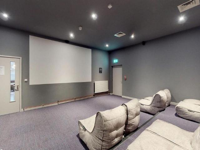 Studio to rent
