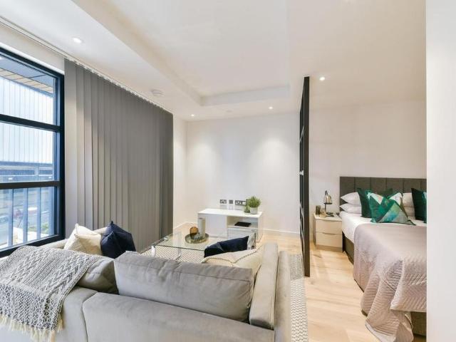 Studio to rent